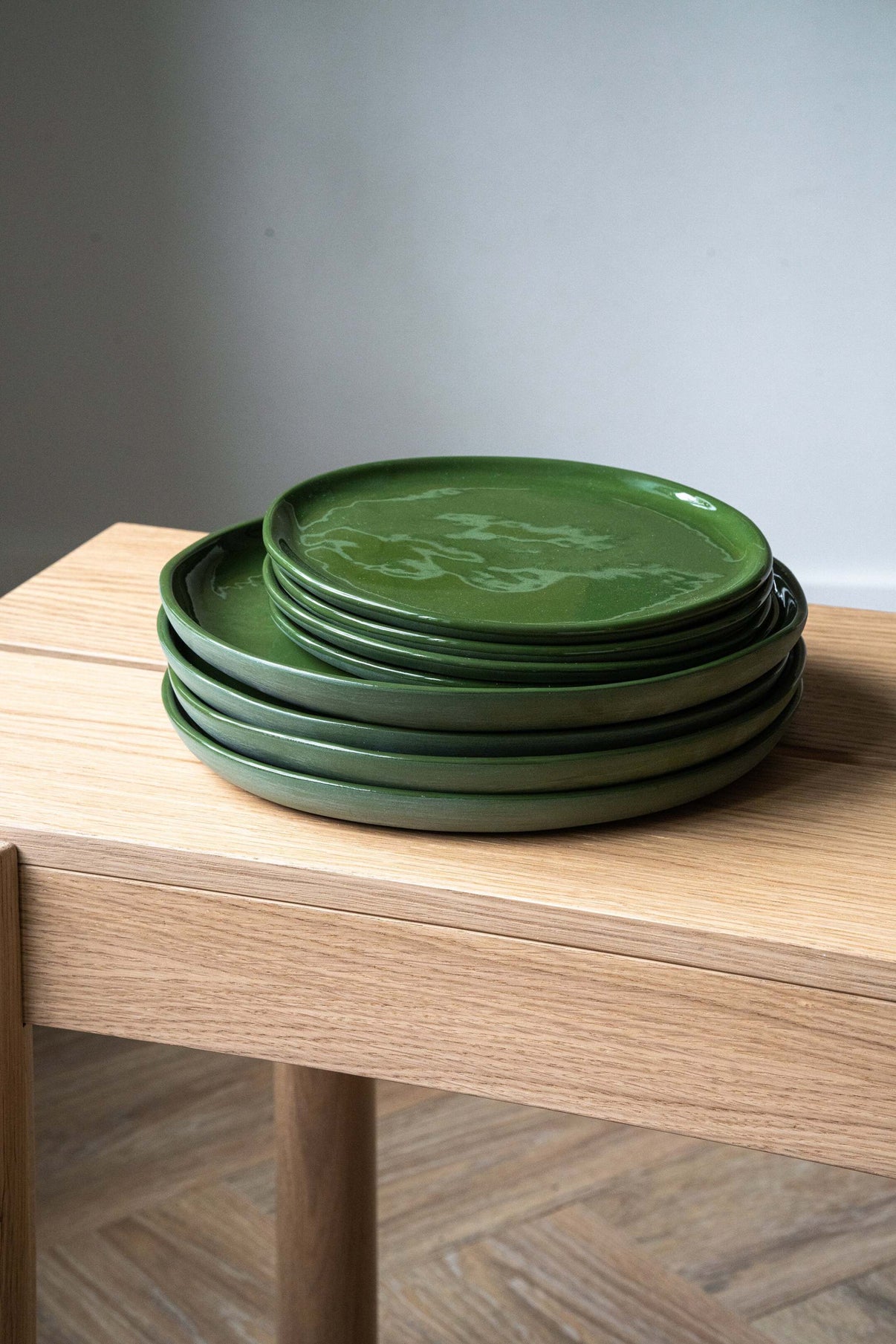 Handmade Porcelain Dinner Plates. Green – CREATING COMFORT